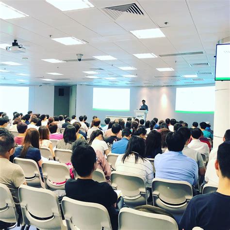 Fevaworks 講起excel Vba 又點會唔提起巨集錄製器呢個功能！ Facebook