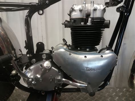 Engine Fitted 1958 Ariel Huntmaster Restoration