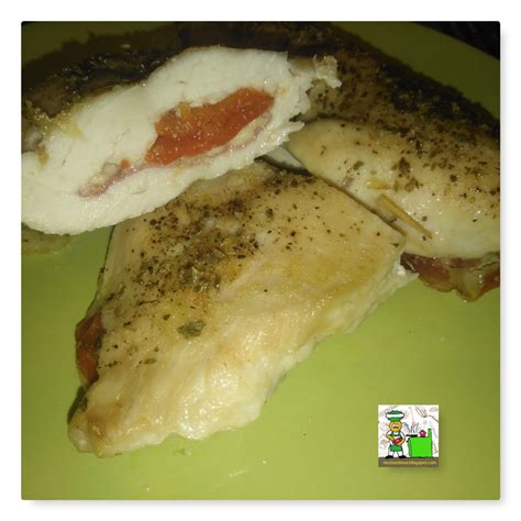 Pechugas Rellenas De Jamon Y Piquillo