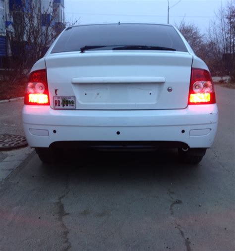 Задние габаритные огни — Lada Приора хэтчбек, 1,6 л, 2009 года ...