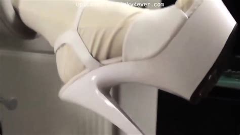 Nurses In Latex Pissing 11 Min Eporner