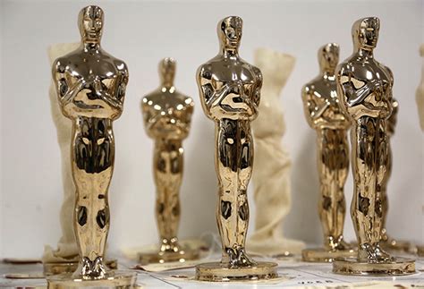 Сколько стоит статуэтка «Оскар»? | Что и сколько стоит