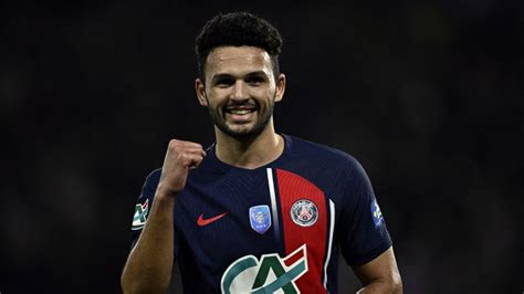 GONÇALO RAMOS VESTE CAPA DE HERÓI NO PSG EX BENFICA VOLTA A FAZER