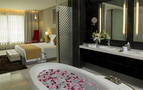 10 Romantic Places Near Mumbai For Some Quality Couple Time Tripoto