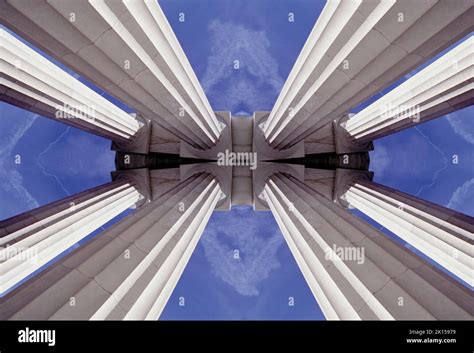Kaleidoscope Vision Of The Doric Columns Of The Lincoln Hi Res Stock