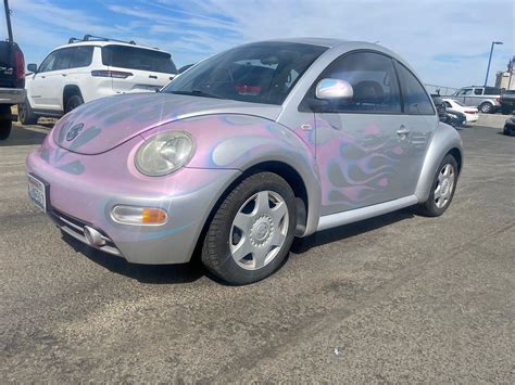 1999 Volkswagen New Beetle · Gls Hatchback 2d