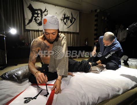 入れ墨の制作風景を公開、東京 写真11枚 国際ニュース：afpbb News