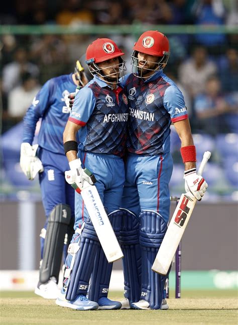 Rahmanullah Gurbaz Plays The Pick Up Off Adil Rashid