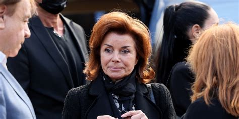 Dominique Tapie criblée de dettes après la mort de son mari Bernard
