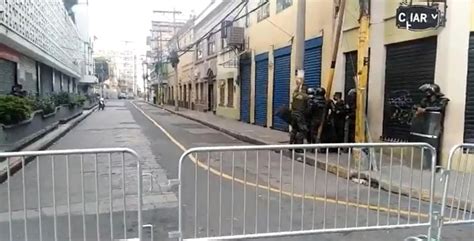 Estas Calles Permanecen Cerradas Y Con Resguardo Policial Y Militar En
