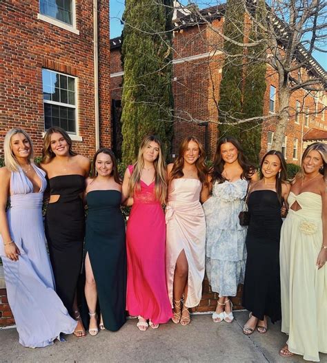 Sorority Girls [8] R Pickone