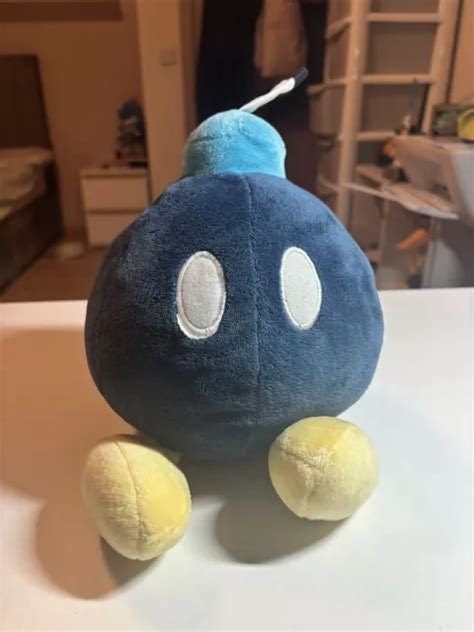 Nintendo World Super Mario Bob Omb Plush Toy Approx 20 Cm Tall £998