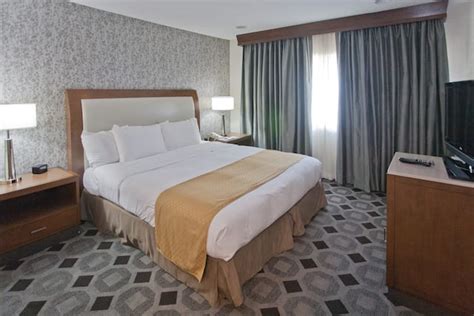 Hotels In Whittier Ca Find Hotels Hilton