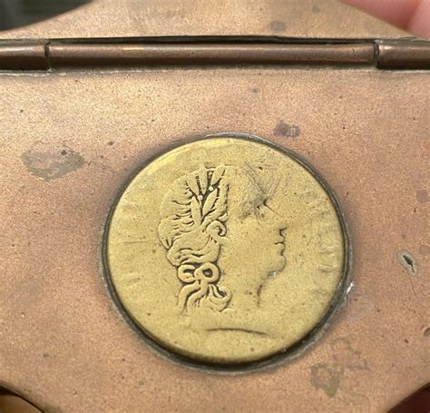 Real Of Fake On A Snuff Box That Was Probably Made Early To Mid 19th