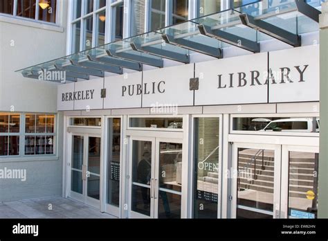 The Entrance To The Central Berkeley Public Library In Berkeley