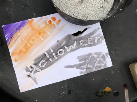 Leave Messages For Hansel And Gretel