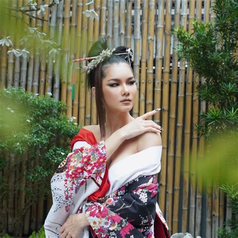 น้องแน๊ตเกศริน ชัยเฉลิมพล