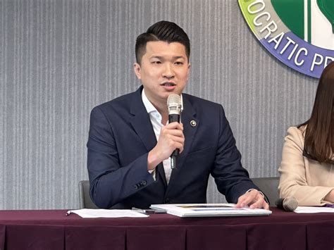 民進黨質疑簡體字教材滲透校園！藍營：要不要立法台灣不能出現？