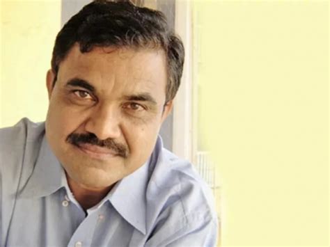 Bhima Koragaon Case आनंद तेलतुंबडे यांनी एनआयएकडे केले आत्मसमर्पण