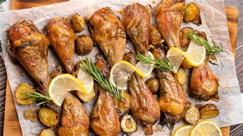 Easy Sticky Chicken Drumsticks Recipe