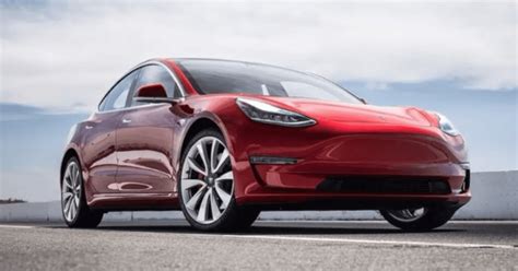 세계 최고 부호 탈환 일론 머스크가 선택한 차량들 라인업