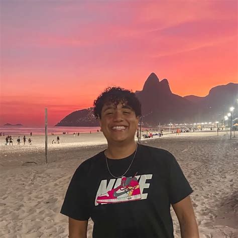 Igor Nascimento Igor Nascimento • Threads Say More