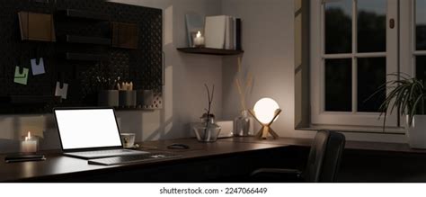클로즈 업 이미지 밤에는 노트북 흰색 스톡 일러스트 2247066449 Shutterstock