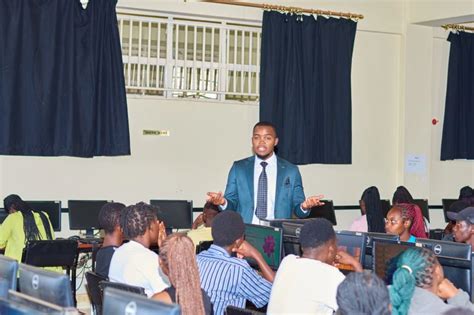 Welcome To The Dawn Of A Data Driven Era Where Every Bit And Byte Holds Sonek Data School