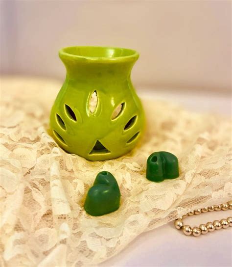 Kana Creations Polished Ceramics Matki T Light Diffuser For Interior Decor Feature Shiny Kana Creations Polished Ceramics Matki T Light Diffuser For Interior Decor Feature Shiny