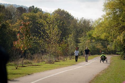 City Dedicates New Eric Obermann Linear Forest At Aldridge Creek