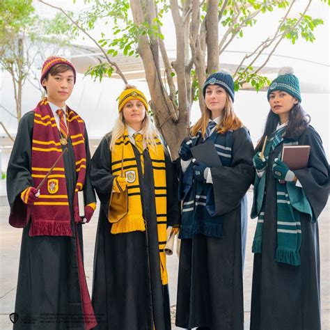 Hogwarts Full Uniform Slytherin Gryffindor Ravenclaw Slytherin Harry Potter Houses