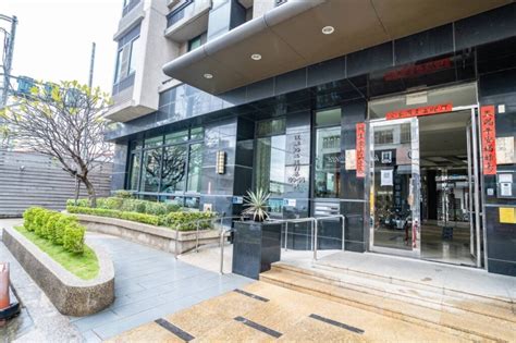 馬蒂斯台中市南區復興路二段電梯大廈15年中山醫大二房車位 房屋出售 樂屋網