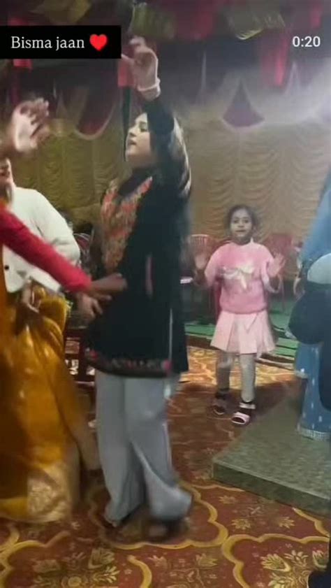 Sofiaanjumxo007 Officialsofiakhan • Instagram Photos And