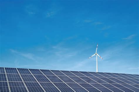 Bild zu Beschleunigte Energiewende Turbo für Erneuerbare Bild von FAZ