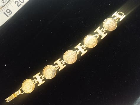 Ivana Trump Bracelet Royal Coat Of Arms Gold Tone App Gem
