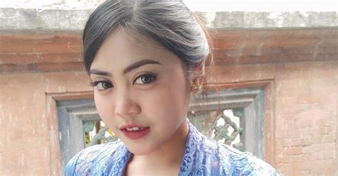 Cerita Sex Nuning Gadis Sexi Penari Jaipong Minta Bersetubuh