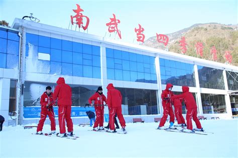 滑雪影像 滑雪影像 滑雪影像 湖北英山大别山南武当滑雪场官方网站