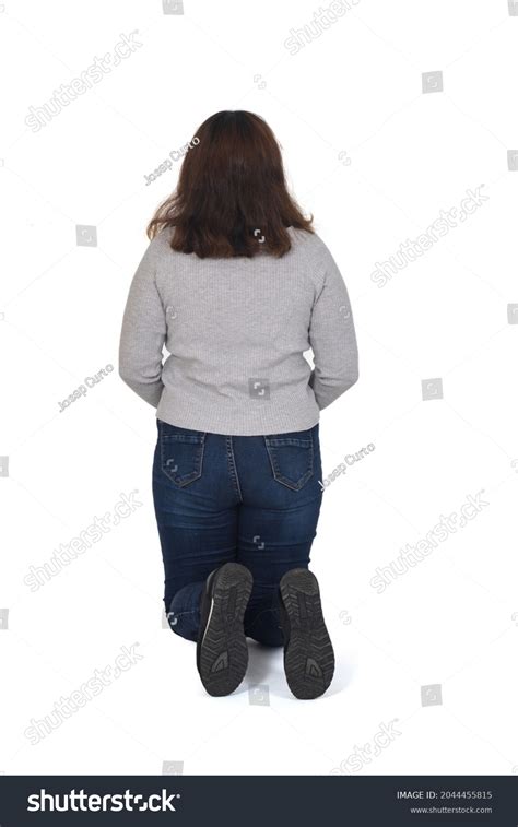 Woman kneeling rear view 240 รายการ ภาพ ภาพสตอกและเวกเตอร Shutterstock