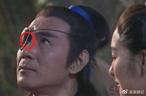 忍不住笑出声的穿帮镜头，个个都成经典，你看过几个财经头条