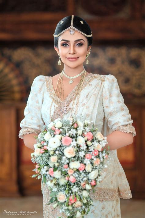 Traditional Bride Wedding Saree Collection Wedding Dress Train