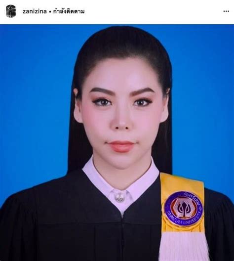 ปรบมือรัวๆ ซานิ ว่าที่มหาบัณฑิตมศรีปทุม