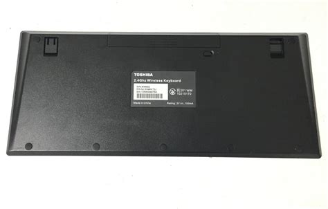 Yahooオークション 純正キーボード付属 ブルーレイ再生可 最新os搭