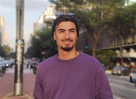 Kazem Ahmadi Desembarca No Brasil Planeta De Todos