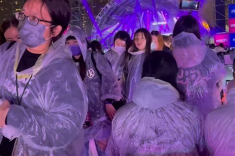 愛回家｜大四喜表演成廁所位？ 疑諷刺早前姜糖拉大隊離場 無綫電視 Tvb 香港討論區 Hk 香討．香港 No1