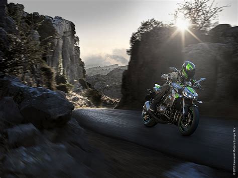 KAWASAKI Z1000 ABS SE 2014 2015 Specs Performance Photos