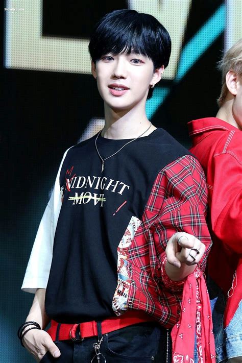 Limyoungmin Mxm Cre On Pic Pintrst Im Youngmin Fandom Lee Daehwi