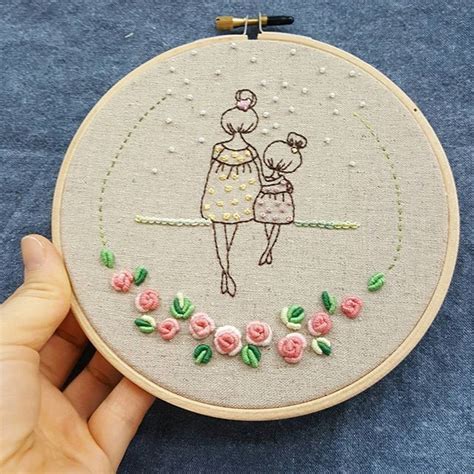 수잔오코너블리온로즈스티치 등등 어제 수놓은 장미 다 뜯고 오늘 새로 수 놓아 완셩~ 프랑스자수 청주프랑스자수 취미반 자격증반 원데이수업 평택프랑스자수