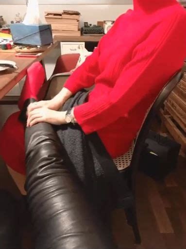 宋慧喬素顏被偷拍！離婚4月狂約朋友 「臉部近照」呆萌樣讓粉絲大讚：單身變更美 Line購物