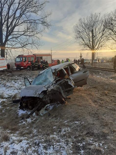 NewsPascani Pașcani Târgu Frumos Iași Un autoturism în care se