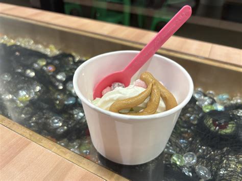 Froyo Frozen Yogurt Standard Self Serve Froyo All Around Stl